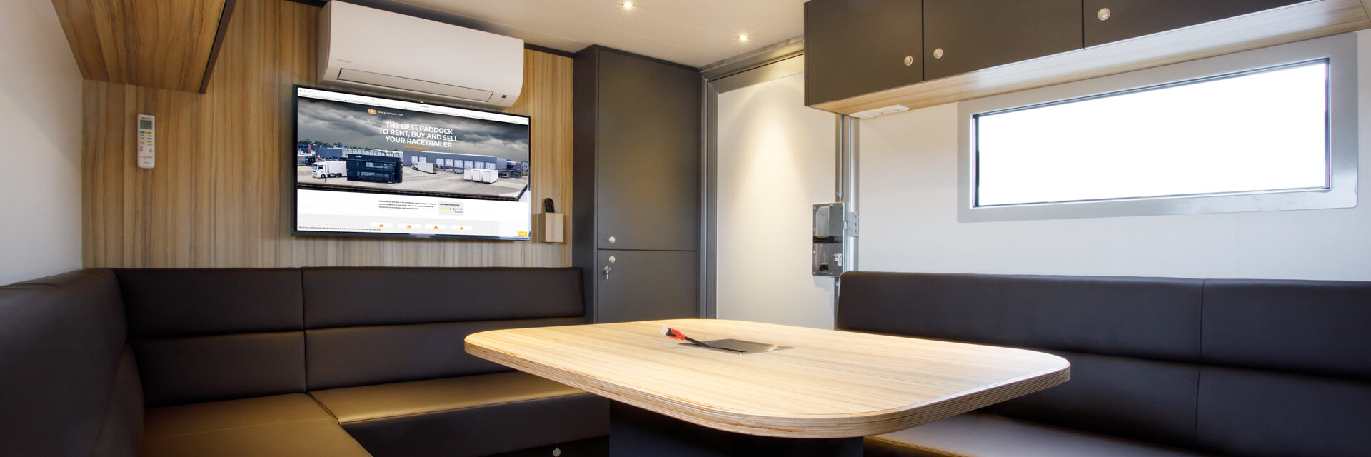 Home - Racetrailer.com